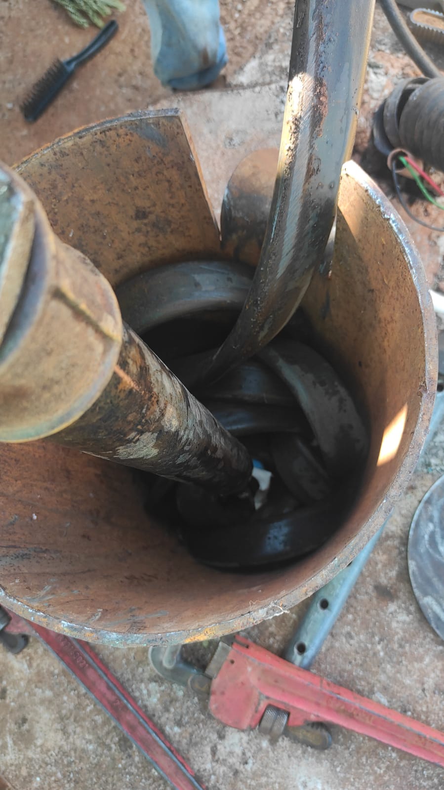 Hidrovisão - filmagem de poços artesianos